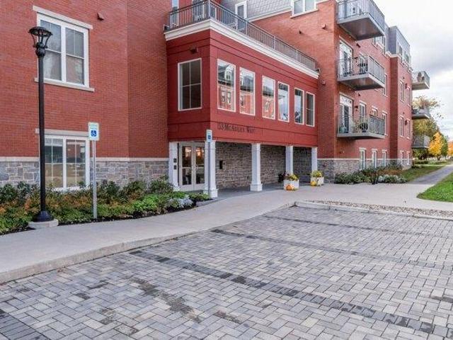 2 bedroom, Portland ME 04103 105206769