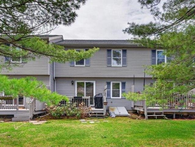 2 bedroom, Portland ME 04103 LS101658584