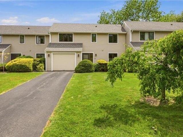 2 bedroom, Portsmouth RI 02871 104044700