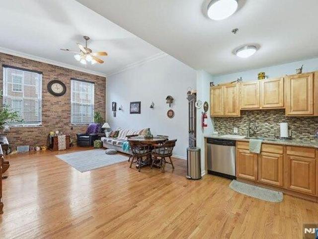 2 bedroom, Paterson NJ 07501 104540745