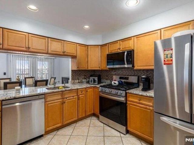 2 bedroom, Paterson NJ 07501 LS101627472