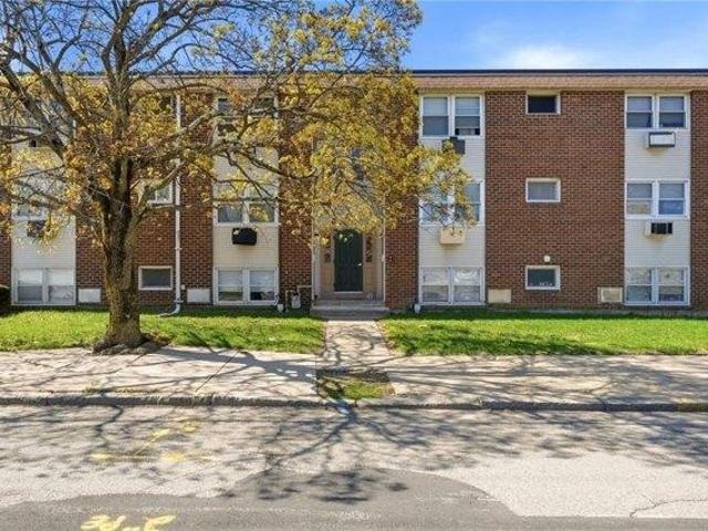2 bedroom, Pawtucket RI 02860 102061275