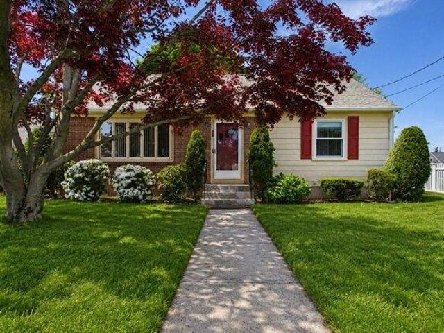 2 bedroom, Pawtucket RI 02861 LS103016582