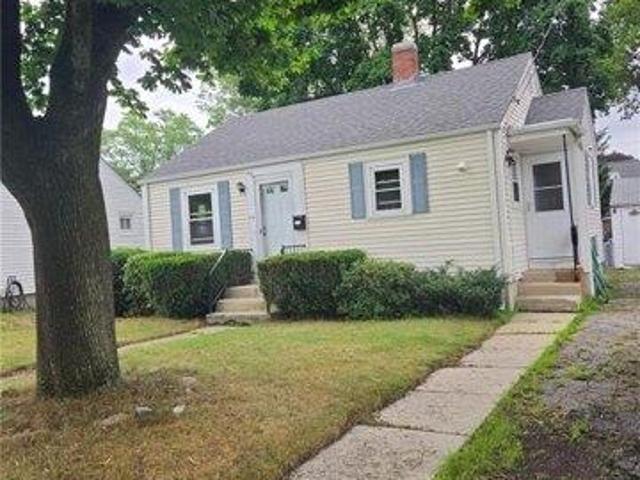 2 bedroom, Pawtucket RI 02861 105093694
