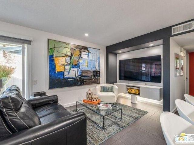 2 bedroom, Palm Springs CA 92262 89808221