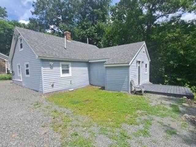 2 bedroom, Palmyra ME 04965 104188972