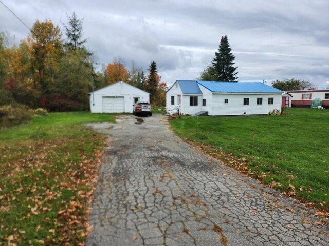 2 bedroom, Palmyra ME 04965 104263363