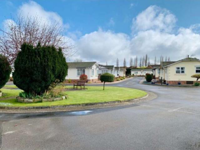 2 Bedroom Park Home Mobile Home