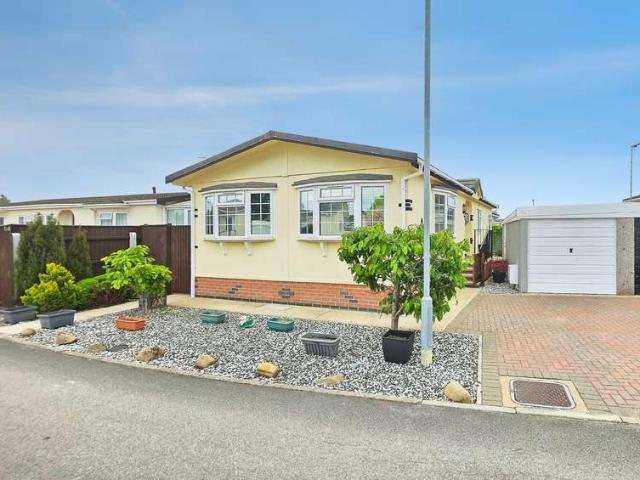 2 Bedroom Park Home Mobile Home