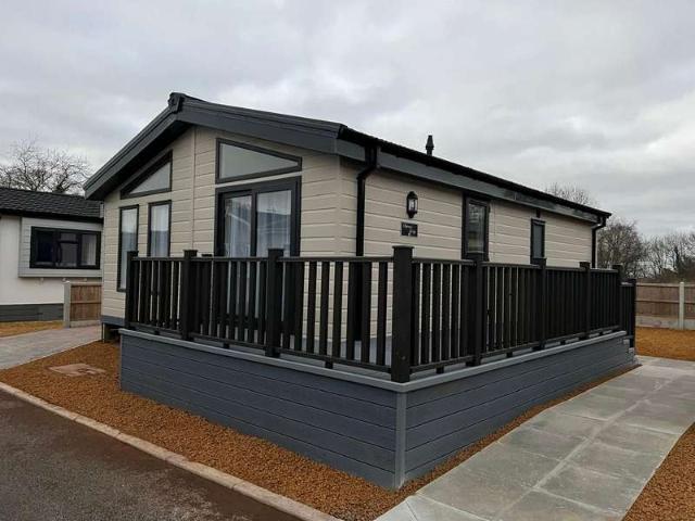 2 Bedroom Park Home Mobile Home