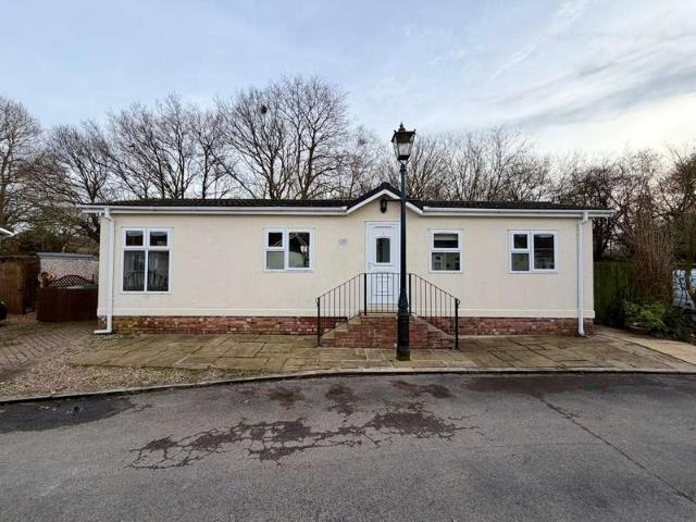 2 Bedroom Park Home Mobile Home