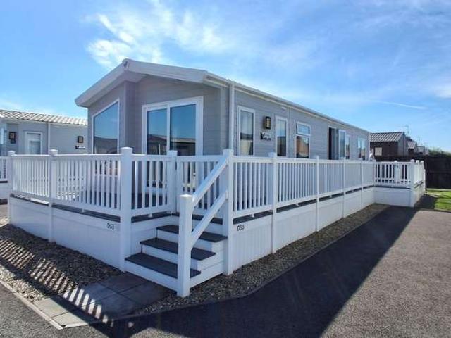 2 Bedroom Park Home Mobile Home