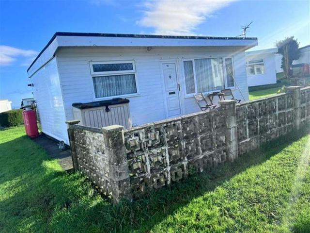2 Bedroom Park Home Mobile Home