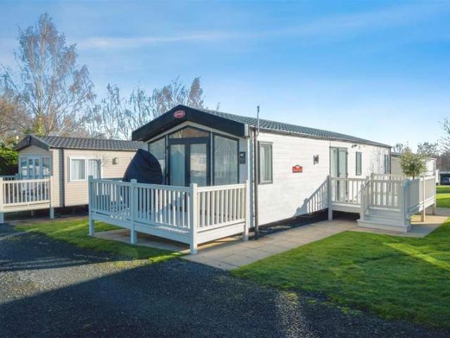 2 Bedroom Park Home Mobile Home