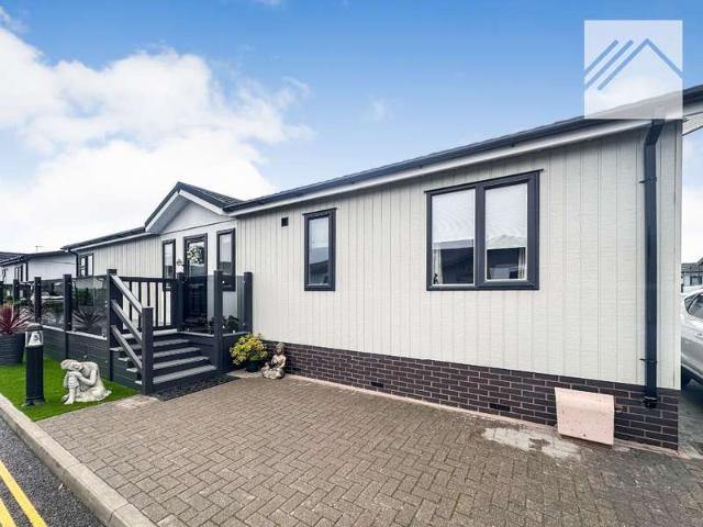 2 Bedroom Park Home Mobile Home