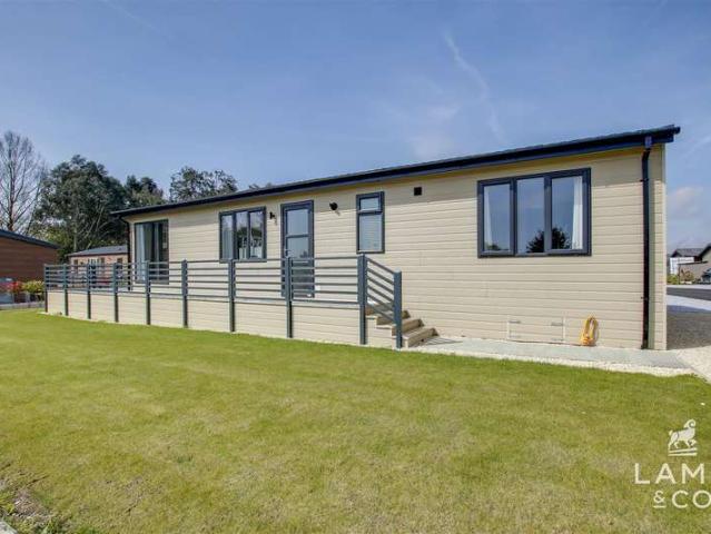2 Bedroom Park Home Mobile Home
