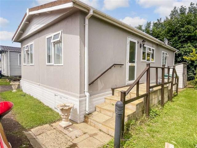 2 Bedroom Park Home Mobile Home