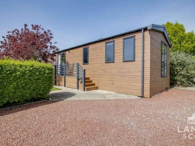 2 Bedroom Park Home Mobile Home