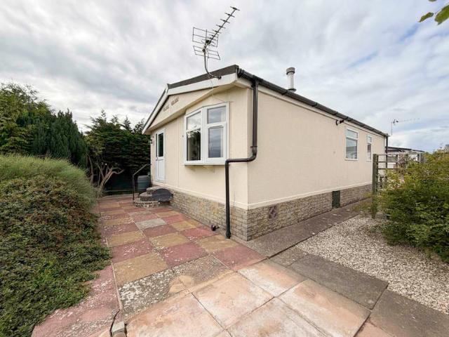 2 Bedroom Park Home Mobile Home