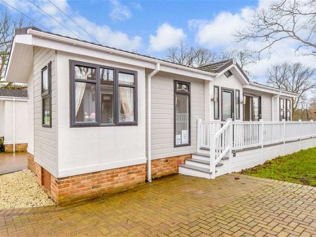 2 Bedroom Park Home Mobile Home