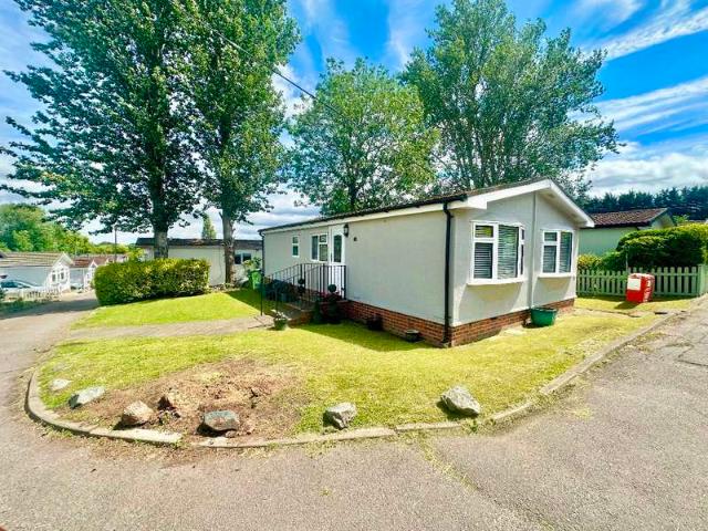 2 Bedroom Park Home Mobile Home