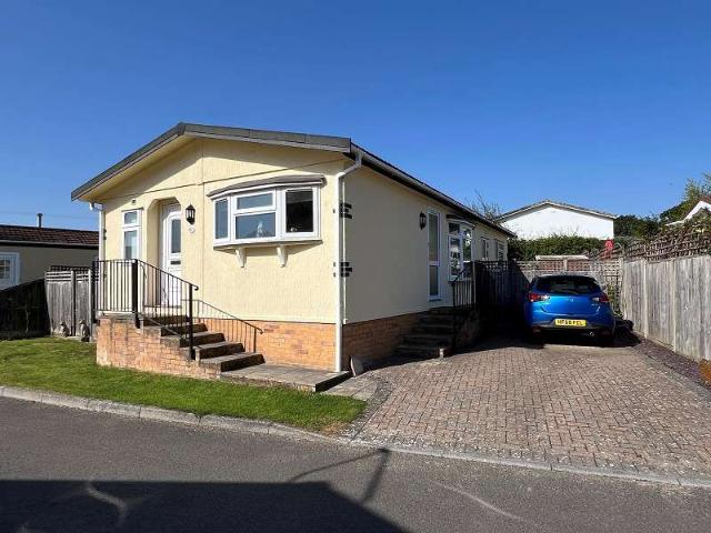 2 Bedroom Park Home Mobile Home