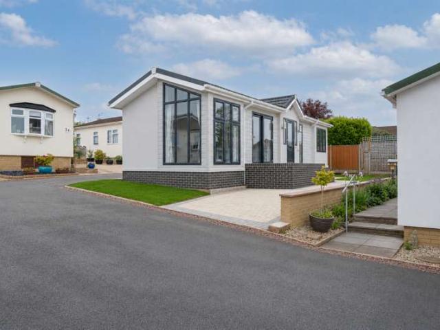 2 Bedroom Park Home Mobile Home