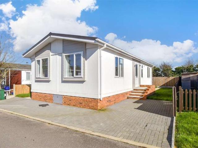 2 Bedroom Park Home Mobile Home