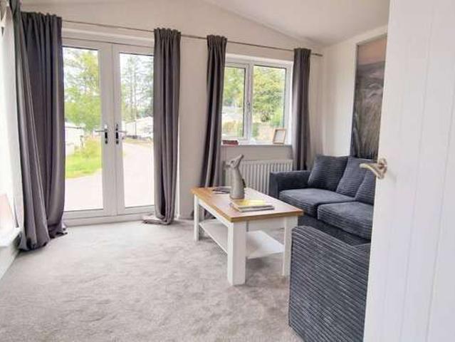 2 Bedroom Park Home Mobile Home