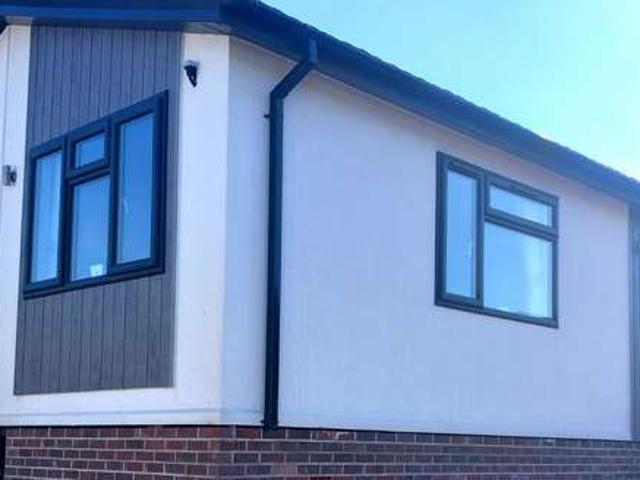 2 Bedroom Park Home Mobile Home