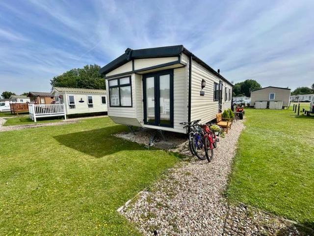 2 Bedroom Park Home Mobile Home