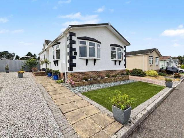 2 Bedroom Park Home Mobile Home