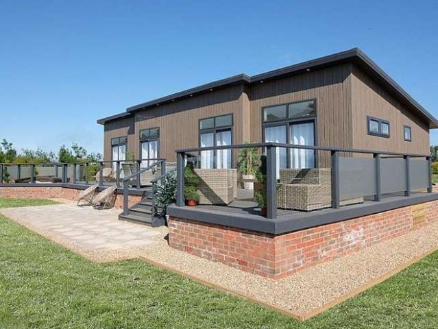 2 Bedroom Park Home Mobile Home