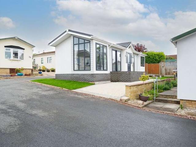 2 Bedroom Park Home Mobile Home