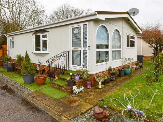 2 Bedroom Park Home Mobile Home