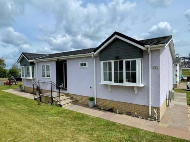 2 Bedroom Park Home Mobile Home
