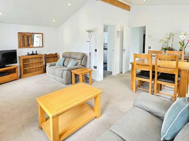 2 Bedroom Park Home Mobile Home