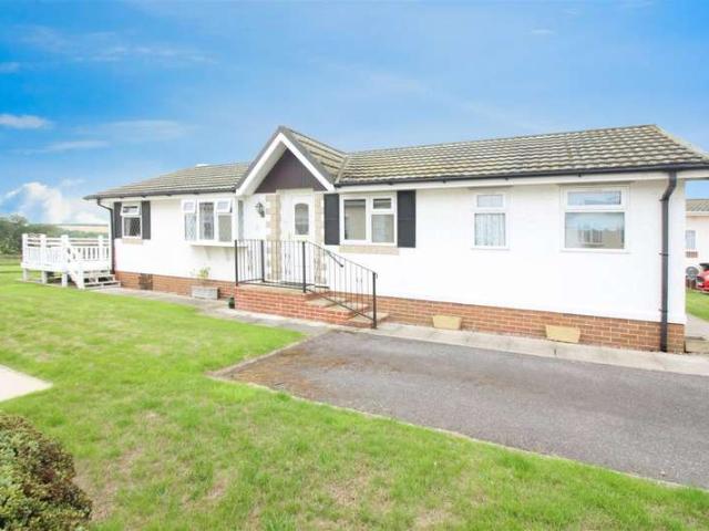2 Bedroom Park Home Mobile Home