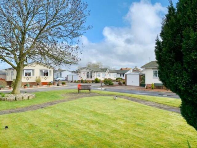 2 Bedroom Park Home Mobile Home