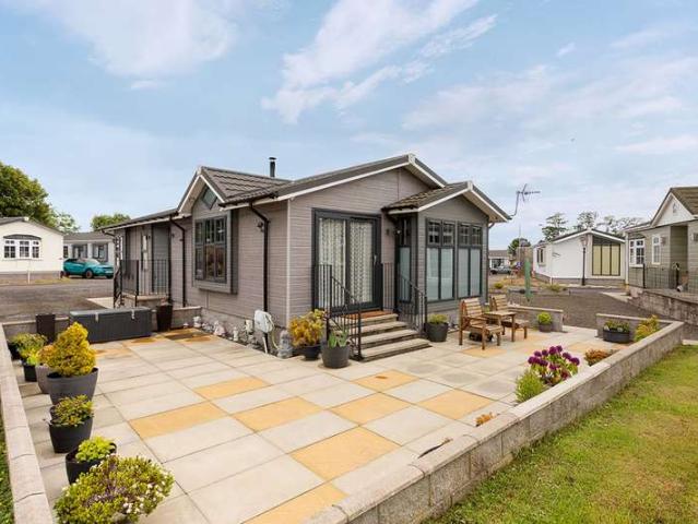 2 Bedroom Park Home Mobile Home