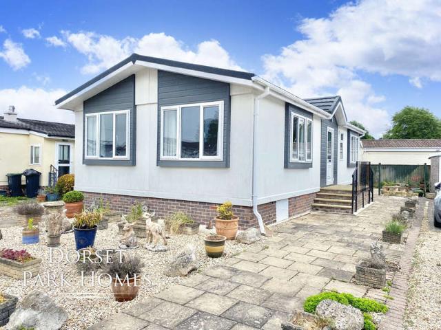 2 Bedroom Park Home Mobile Home