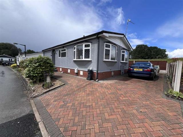 2 Bedroom Park Home Mobile Home