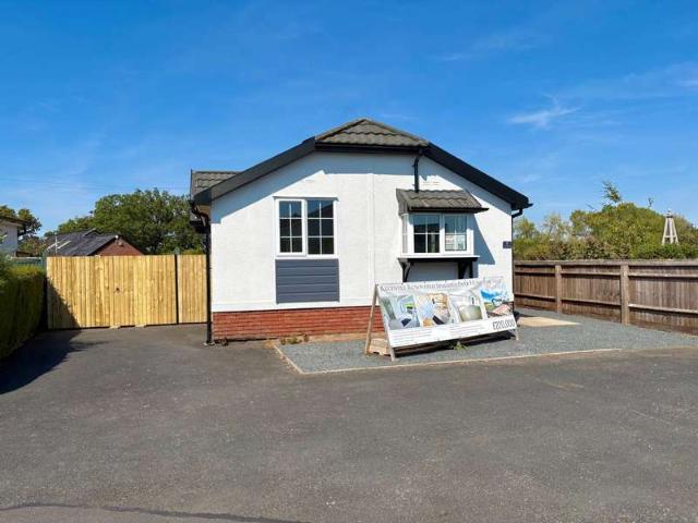 2 Bedroom Park Home Mobile Home