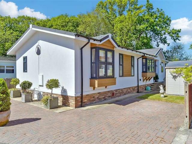 2 Bedroom Park Home Mobile Home
