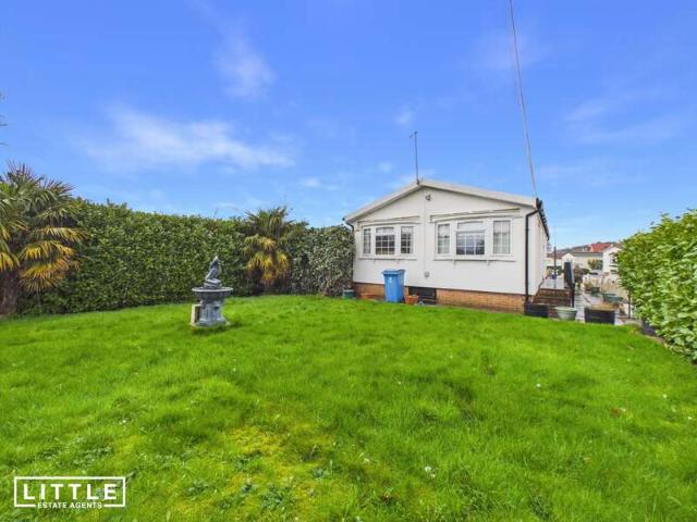 2 Bedroom Park Home Mobile Home