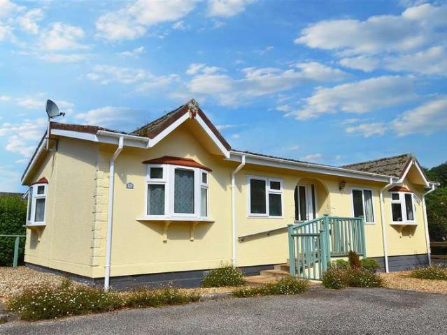 2 Bedroom Park Home Mobile Home