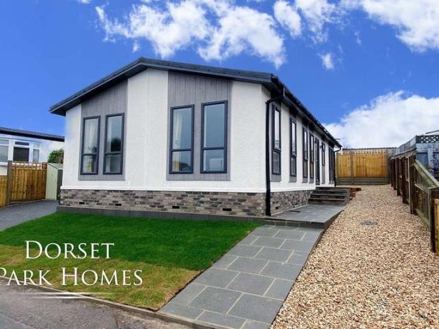 2 Bedroom Park Home Mobile Home