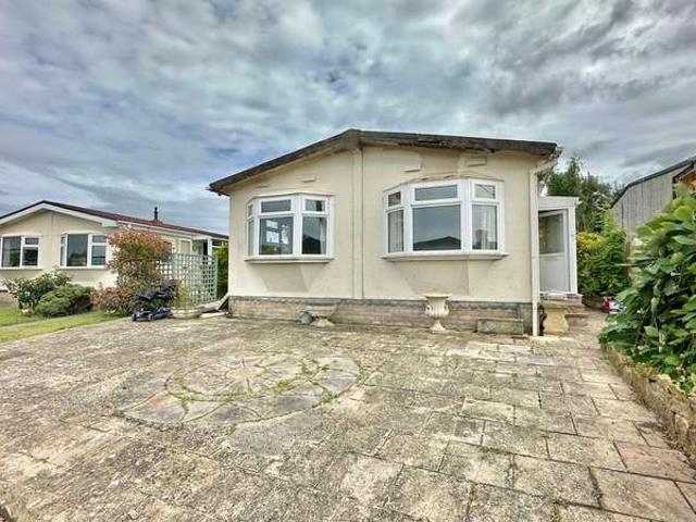 2 Bedroom Park Home Mobile Home