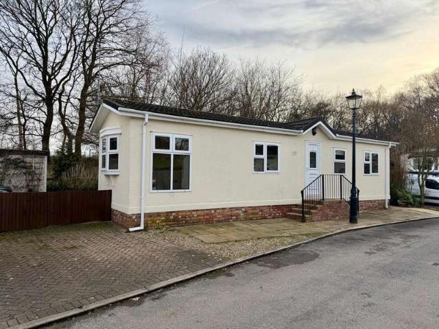 2 Bedroom Park Home Mobile Home
