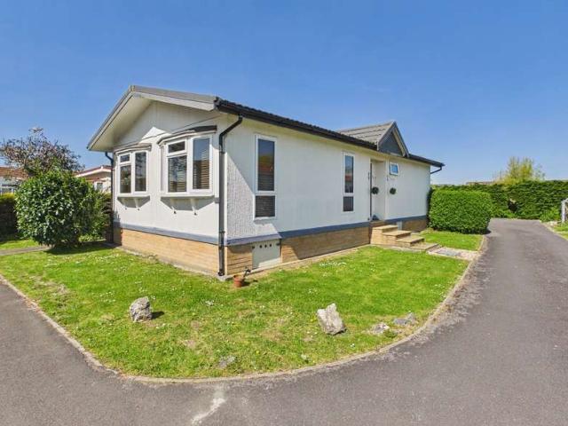 2 Bedroom Park Home Mobile Home